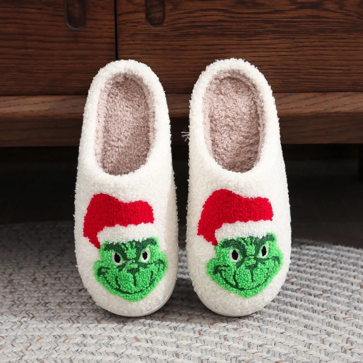 Papuci de Crăciun cu blană Grinch